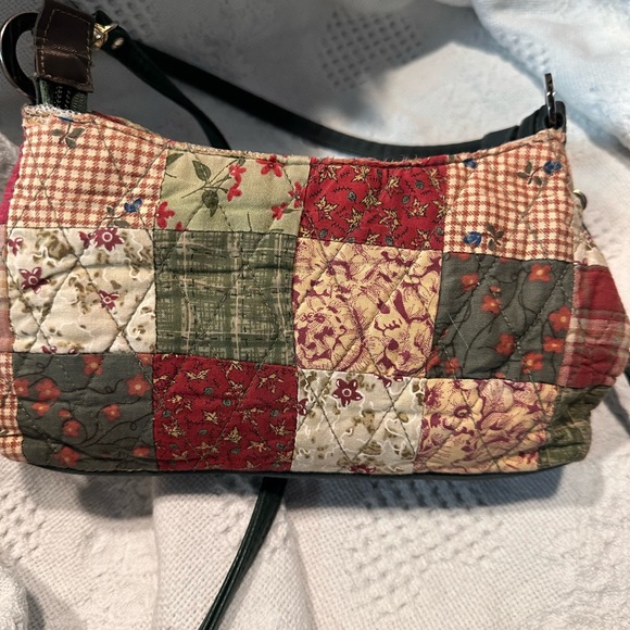 Donna Sharp | Bags | Chic Patchwork Shoulder Bag In Red And Green ...